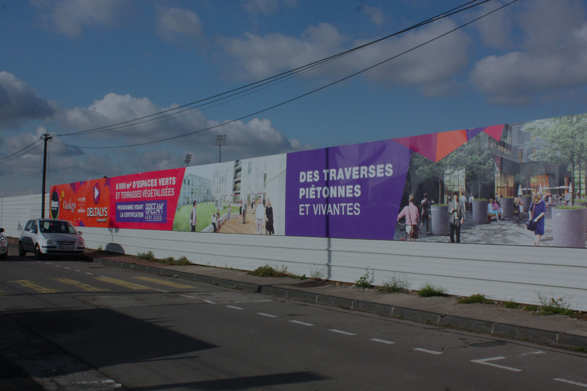 Panneau publicitaire grand format : Affichage éphémère ou durable