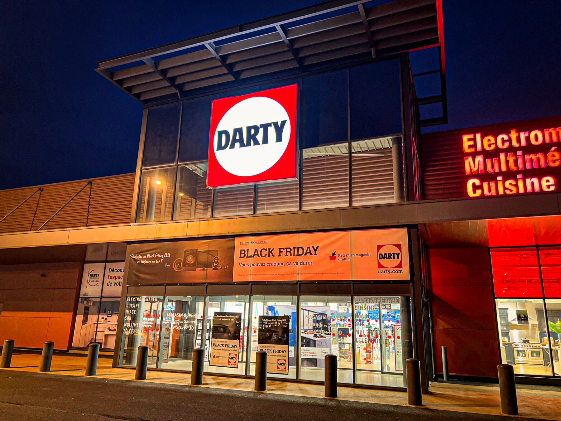 Darty fait appel à LightAir pour la maintenance de ses enseignes
